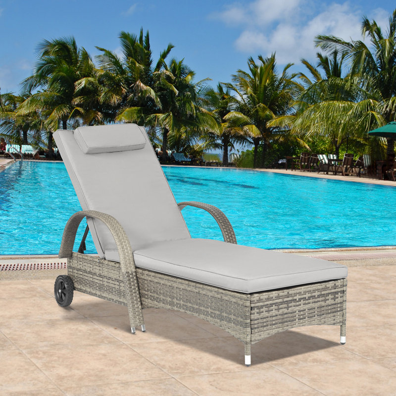 Outdoor Wicker Chaise Lounge